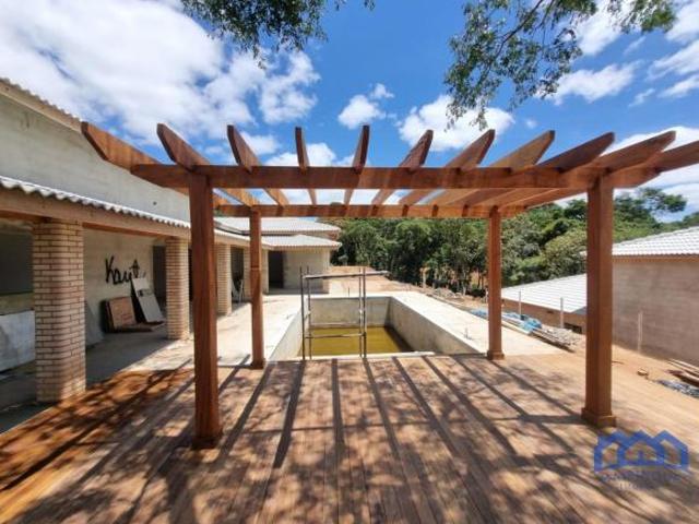 Chácara com 3 Quartos e 4 banheiros à Venda, 1.000 m² por R$ 1.190.000 Cód. ch2645