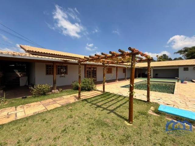 Chácara com 3 Quartos e 5 banheiros à Venda, 1.000 m² por R$ 750.000 Cód. ch2650