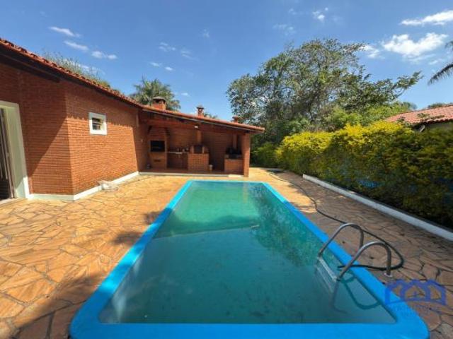 Chácara com 3 Quartos e 1 banheiro à Venda, 1.000 m² por R$ 470.000 Cód. ch2526