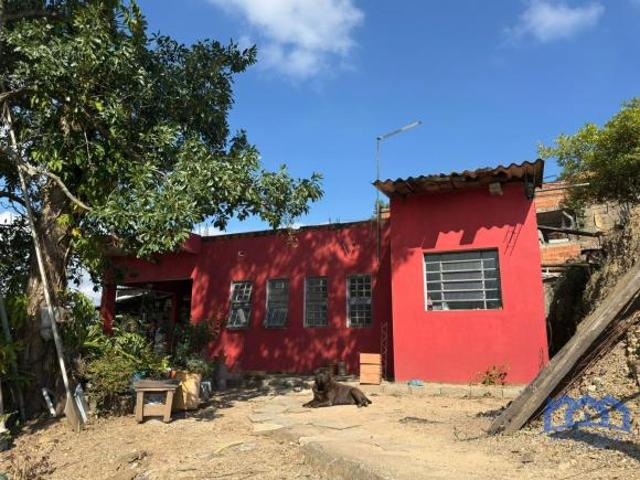 Chácara com 3 Quartos e 1 banheiro à Venda, 1.200 m² por R$ 420.000 Cód. ch2544