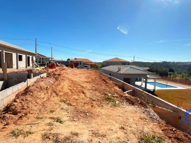 Chácara com 3 Quartos e 2 banheiros à Venda, 1.000 m² por R$ 610.000 Cód. ch2791