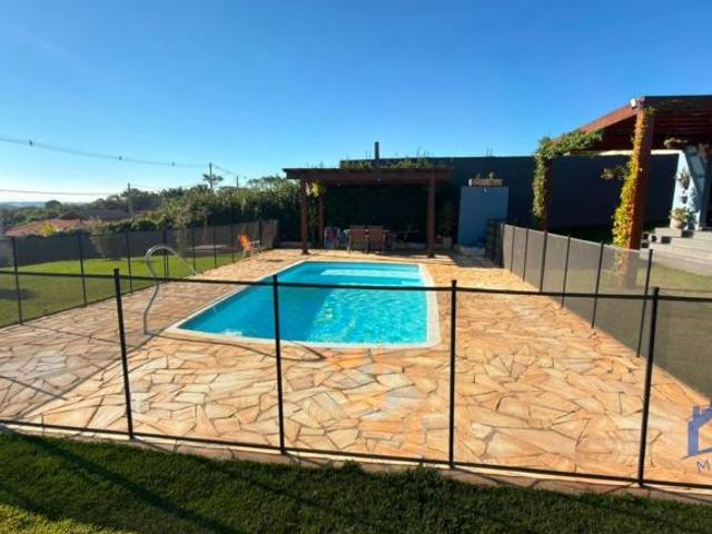 Chácara com 3 Quartos e 2 banheiros à Venda, 1.000 m² por R$ 900.000 Cód. ch2797