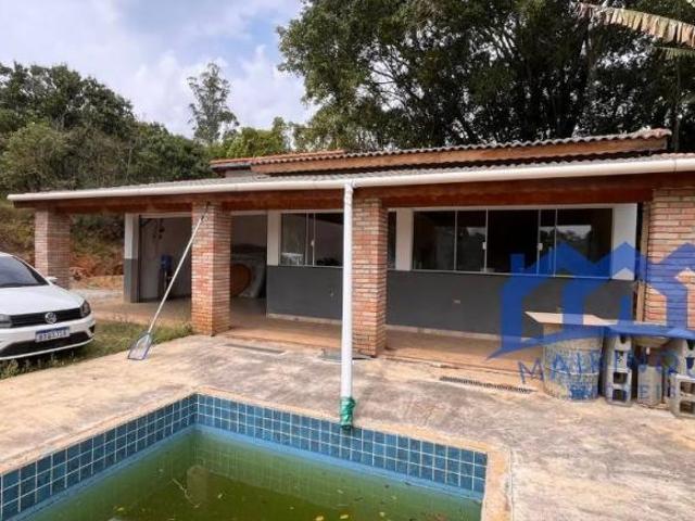 Chácara com 3 Quartos e 3 banheiros à Venda, 1.000 m² por R$ 490.000 Cód. ch1815