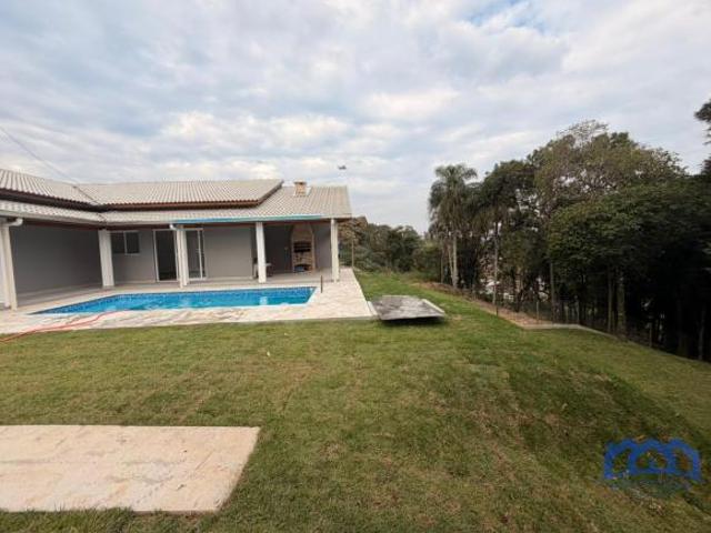 Chácara com 3 Quartos e 3 banheiros à Venda, 1.278 m² por R$ 650.000 Cód. ch2611