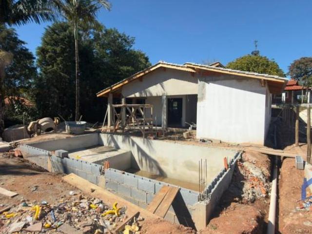Chácara com 3 Quartos e 3 banheiros à Venda, 930 m² por R$ 690.000 Cód. ch2776
