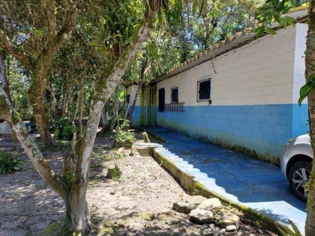 Chácara com 3 quartos e área gourmet em Itanhaém