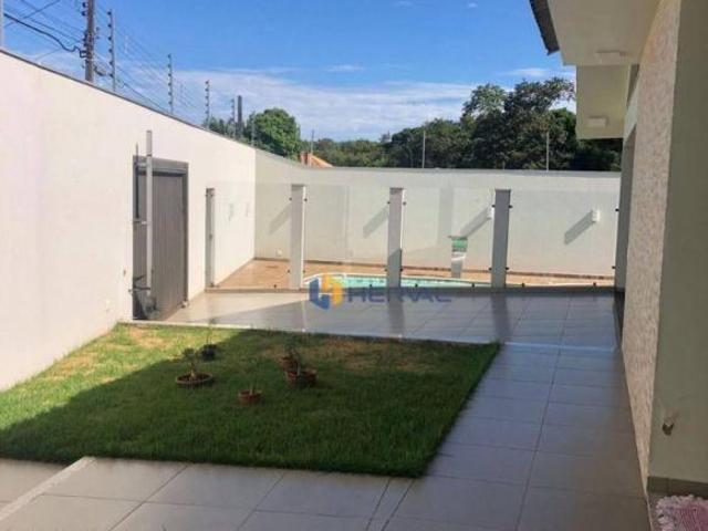 Chácara com 3 quartos e piscina à venda, 1680 m² por R$ Jardim Santa Helena Maringá/PR