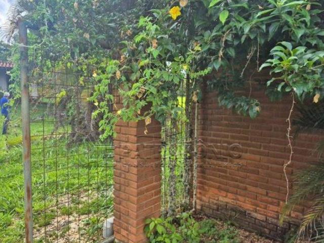 CHACARA COM 3 QUARTOS SENDO 1 SUITE ARAÇOIABA DA SERRA
