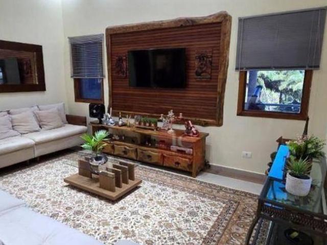Chácara com 3 Suítes à venda, 11000 m² por R$ 3.300.000 Jardim São Luiz Caucaia do Alto Cotia/