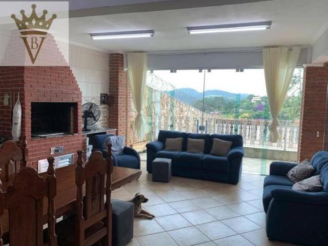 Chácara com 3 suítes à venda, 356 m² por R$ 1.300.000 Chácara Boa Vista Santa Isabel/SP