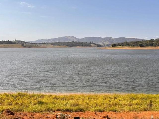 Chácara com 3 suítes à venda, 3000 m² por R$ 1.350.000 Represa Joanópolis/SP