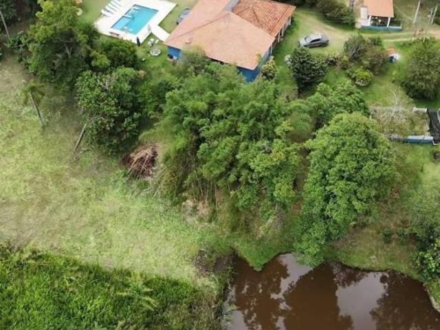 Chácara com terreno de 11.500 m² a venda em Mairiporã a 2 km do asfalto