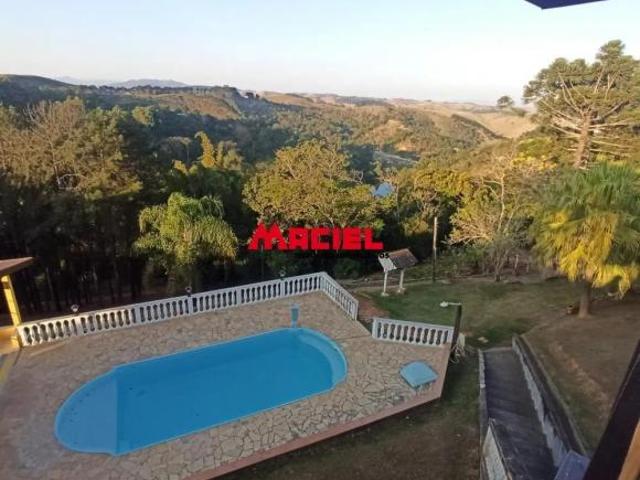 Chácara com vista magnífica Condomínio Villagio Fazendão, bairro dos Freitas 5 quartos / 2 suíte