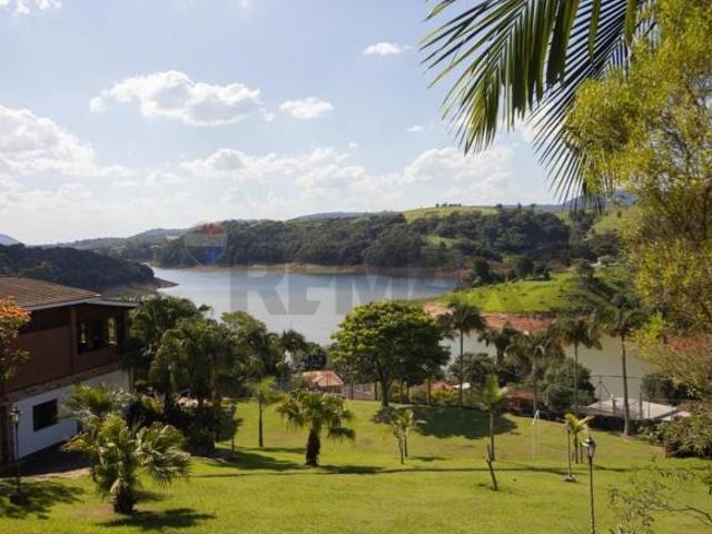 Chácara com vista panorâmica e acesso à Represa em Vargem/SP