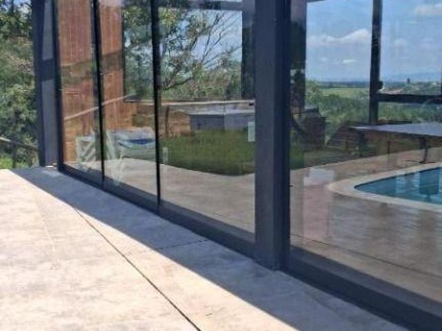 Chácara com Vista para as Montanhas e Lazer Completo – Sítio dos Coqueiros, Alumínio/SP