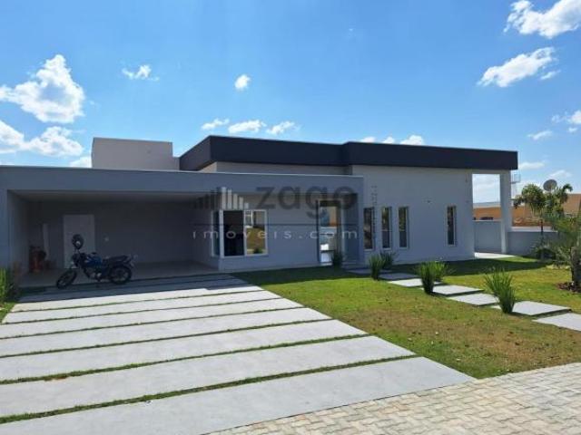 CHÁCARA COM VISTA PARA REPRESA / COND. FECHADO