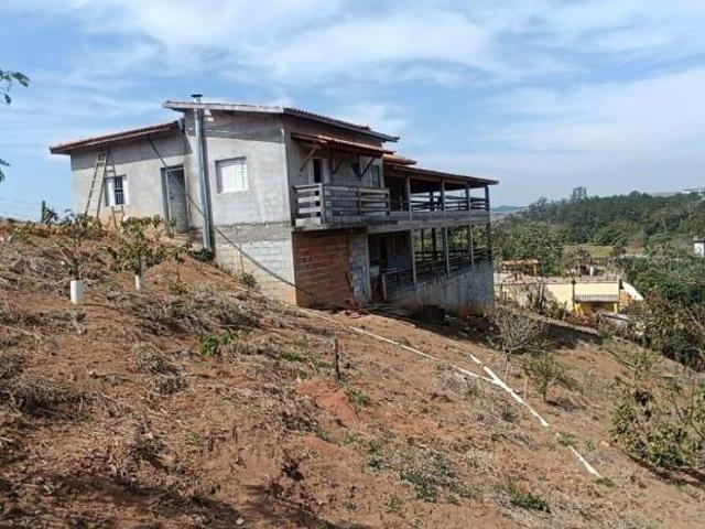 Chácara com casa nova