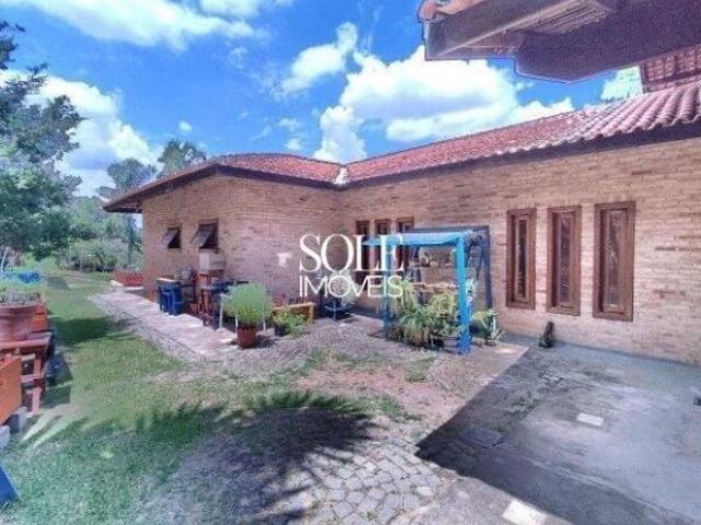 Chácara com casa e bosque privativo em Jundiaí