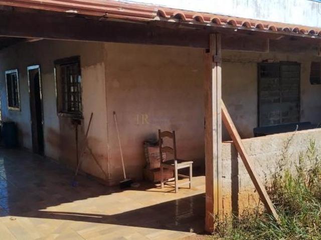 CHACARA COM CASA E FUNDOS BR