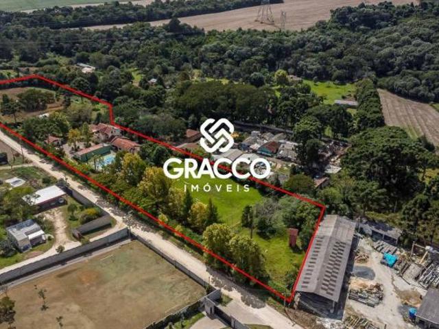 Chácara com Casa e infraestrutura de Lazer À venda no bairro Fazendinha em Campo Largo Curitiba