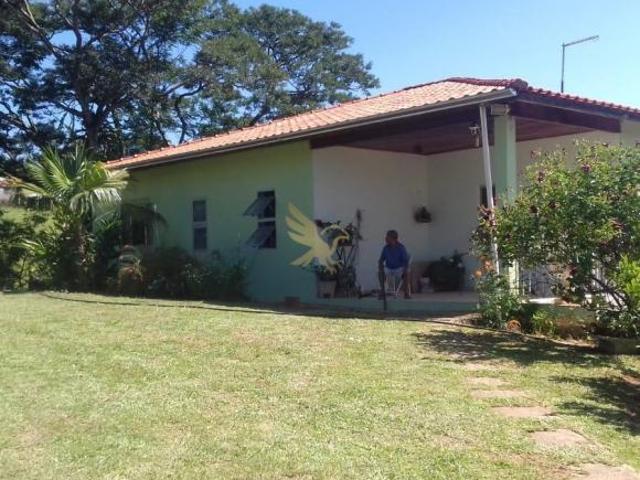 Chácara com Casa e varanda, Vista Privilegiada