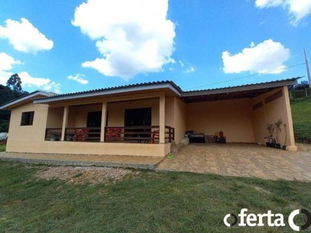 Chácara com casa em Araucária