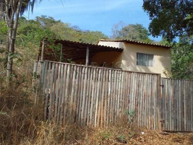 Chacara com casa