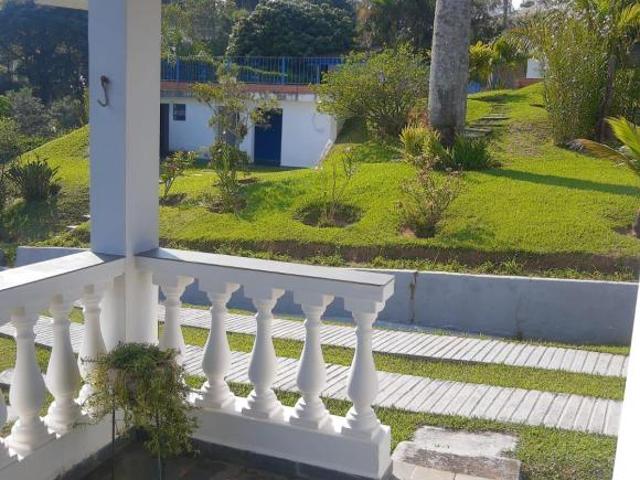 Chácara com excelente localização e vista!
