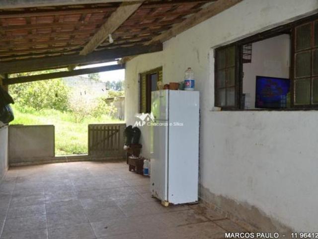 CHÁCARA COM LAGO E MATA NOS FUNDOS ESPETACULAR EM BIRITIBA MIRIM