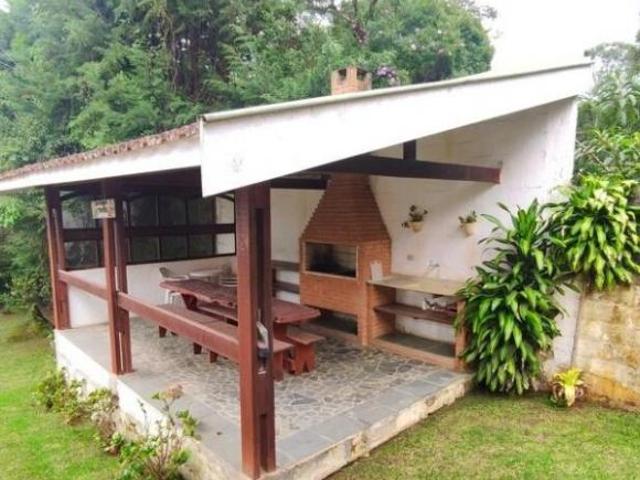 CHÁCARA COM LOCALIZAÇÃO ENCANTADORA PRÓXIMA A PEDRA BAÚ E MUSEUS
