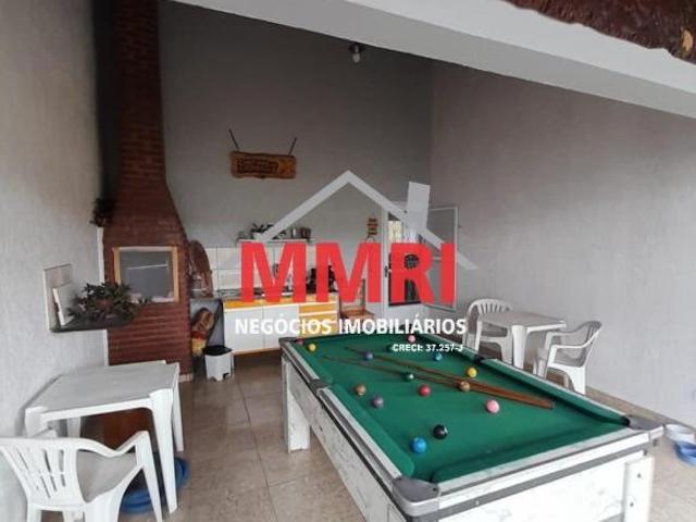 Chácara com Piscina à venda em Araçoiaba da Serra: 1.500m². Aproveite!