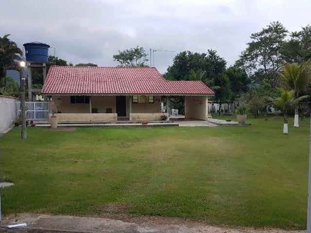 CHÁCARA COM PISCINA A VENDA NA PRAIA EM PERUIBE/SP