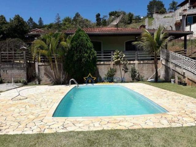 Chácara com Piscina e Área Gourmet à Venda em Atibaia