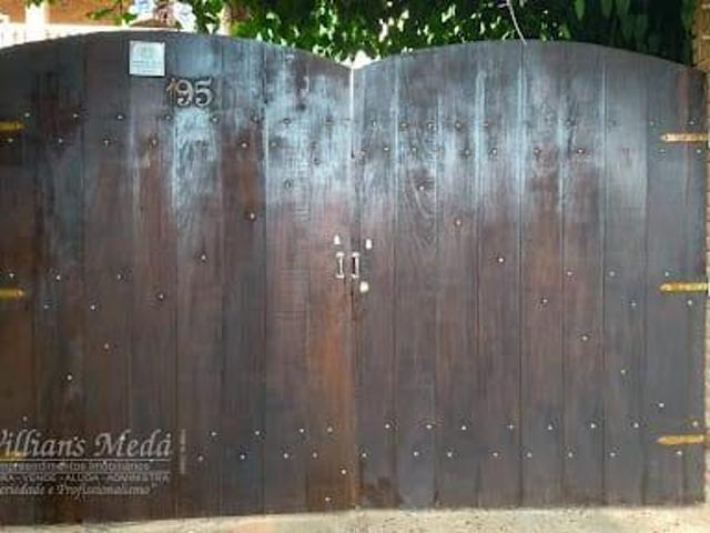 Chácara com piscina e espaço gourmet na divisa com Atibaia