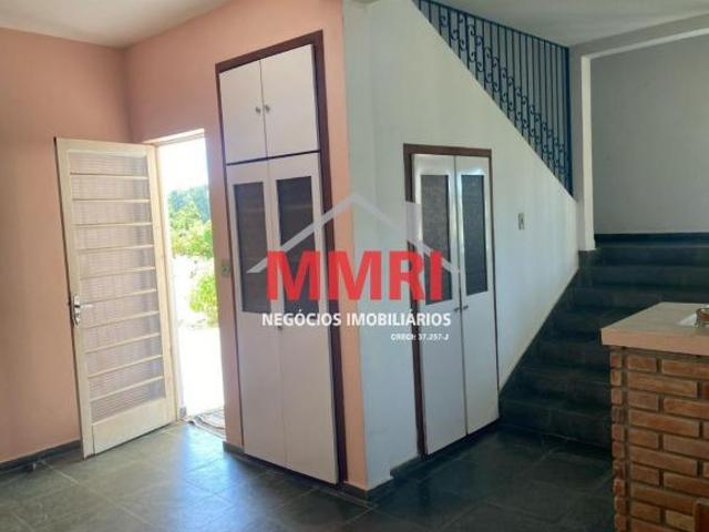 Chácara com Piscina que ACEITA FINANCIAMENTO em Araçoiaba da Serra: Você não pode perder!