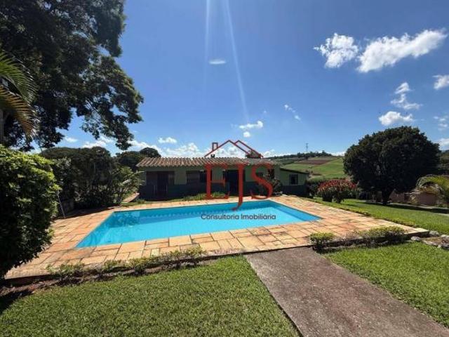 Chácara com poço artesiano legalizado que tira hoje 6.000 litros de água por hora podendo chegar até