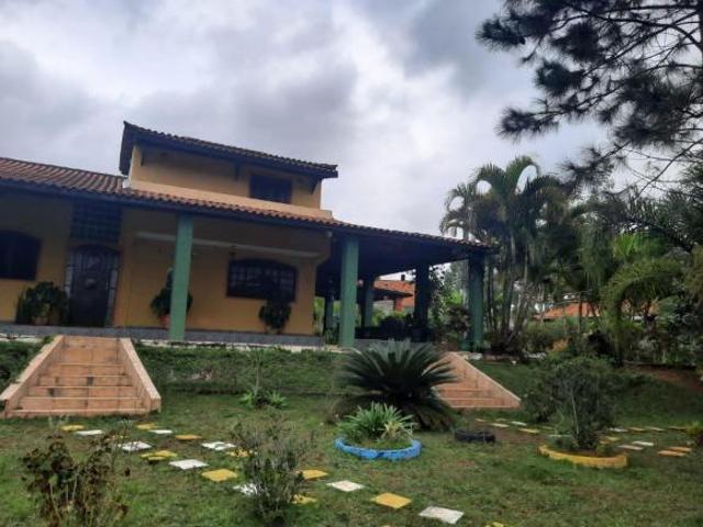 Chácara completa a venda em Arujá SP com 12.600m