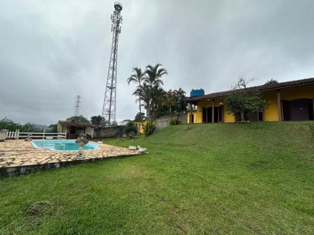 Chácara completa à venda em Santa Isabel SP