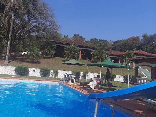 Chácara Completa c/ 9 Suítes, Piscinas e Lazer Total em Bragança Paulista