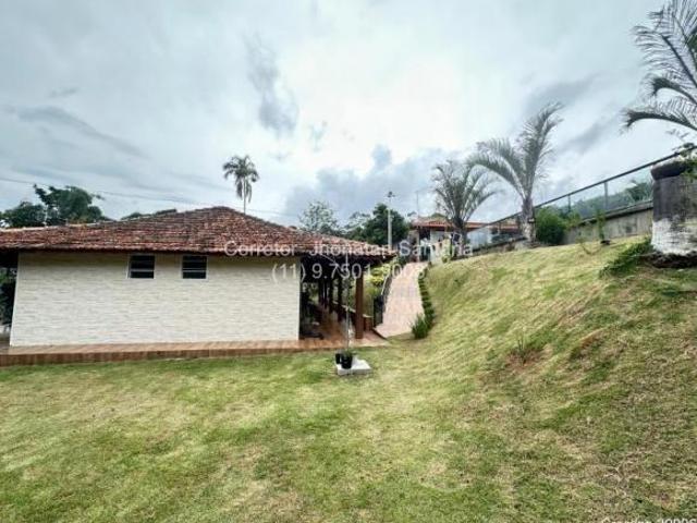 Chácara Completa com 21.000 m² – Alto Padrão em Estrutura e Lazer!