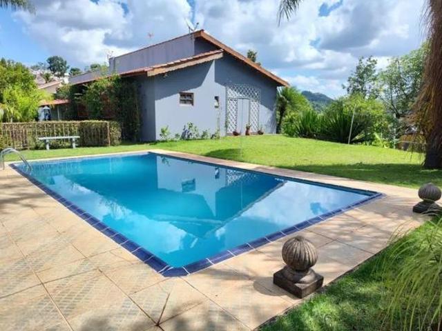 Chácara completa, ideal para moradia, lazer ou investimento em pousada!