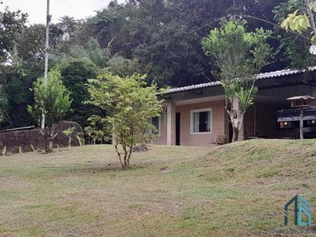 Chácara contendo tanque de peixes, 02 casas, internet, em condomínio Morretes PR