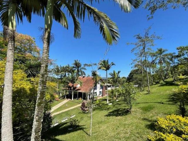 Chácara Copaco 17.297 m à venda em Arujá SP completa