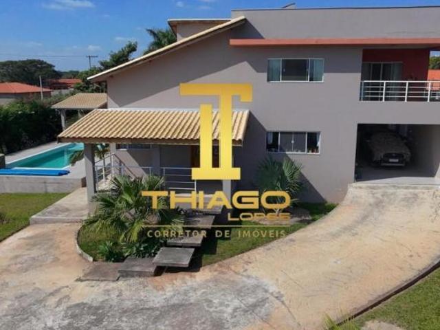 CHÁCARA DE ALTO PADRÃO MOBILIADA, 2.148M², 04 SUÍTES, PISCINA, ÁREA GOURMET E POMAR PRODUZINDO