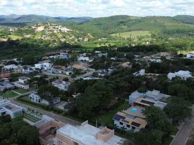 Chácara de esquina em condomínio fechado Recanto dos Pássaros