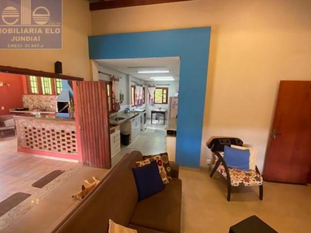 Chácara de frente com o asfalto! 3dorm 1 suite espaço gourmet,piscina etc. RECREIO DA FAZENDA E