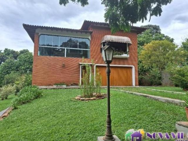Chácara de Luxo à Venda em Jaguariúna SP: 5 quartos, 3 suítes, 3 salas, 6 banheiros, 2 vagas de gara
