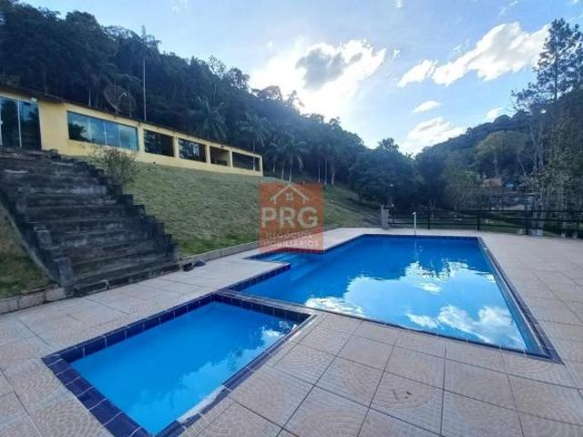 Chácara de Luxo à Venda em Juquitiba SP, Bairro Palestina: 3 Quartos, 1 Suíte, 2 Salas, 4 Banheiros