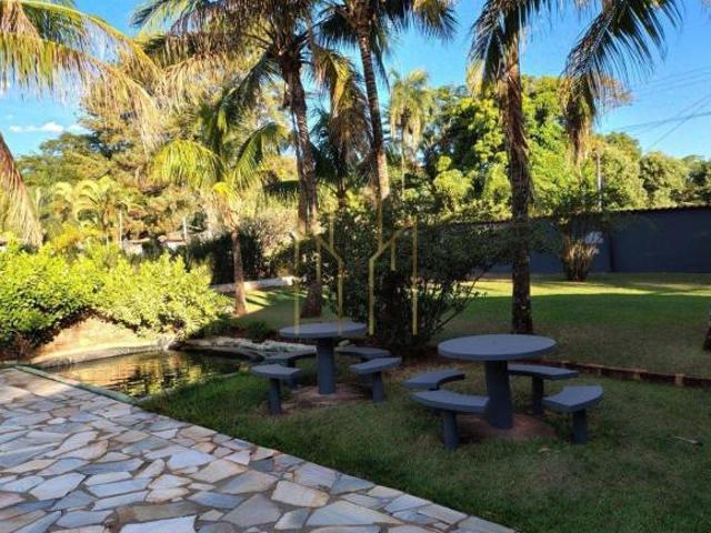 Chácara de luxo em condomínio à venda em Uberlândia MG, bairro Jockey Camping: 3 quartos, 2 salas, 4