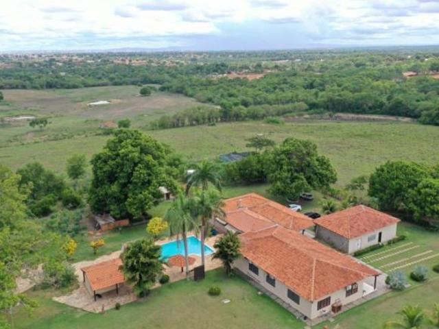 Chácara de lazer e recreação a Venda Localizada no coração de Várzea Grande
